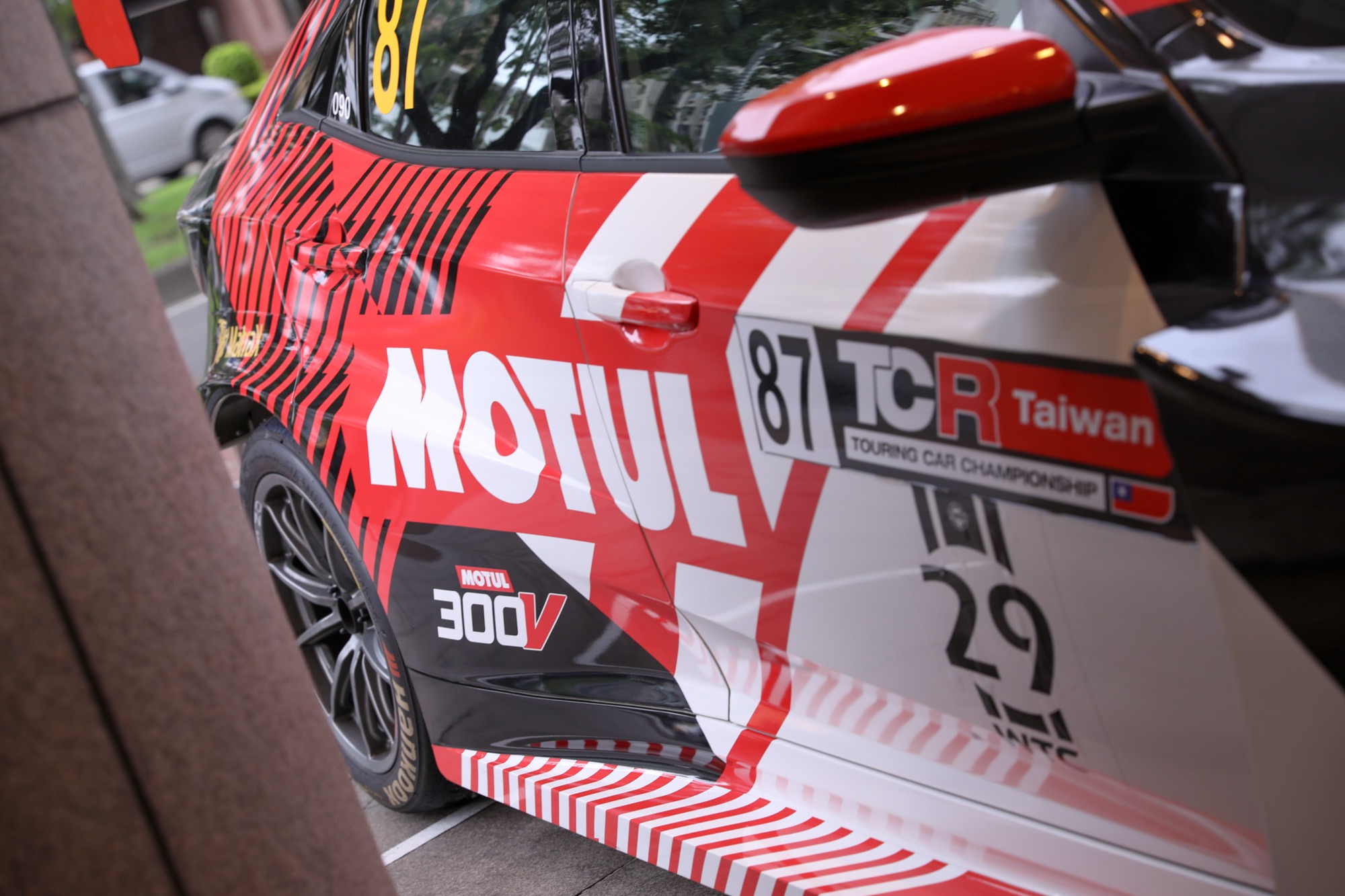 針對新世代研發 MOTUL全新NGEN系列潤滑油正式登場 | SUPERMOTO8