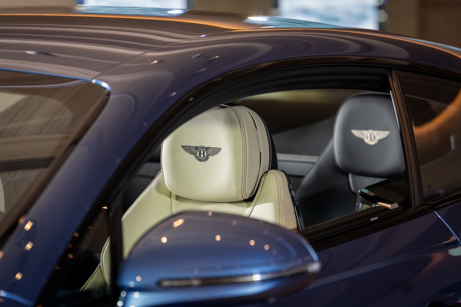 性能與優雅的絕佳平衡 新世代Continental GT與Flying Spur完整Bentley車系陣容 | SUPERMOTO8