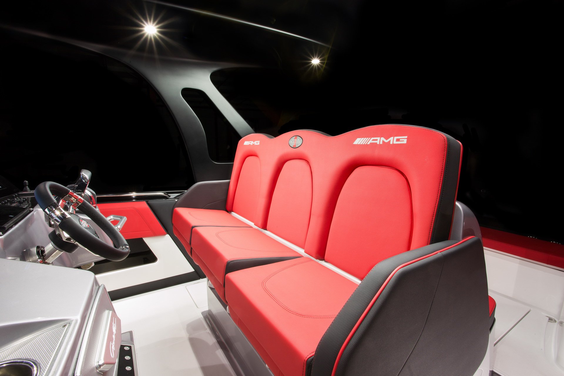 以AMG GT 63為概念，41'AMG Carbon Edition快艇擁有千匹馬力 | SUPERMOTO8