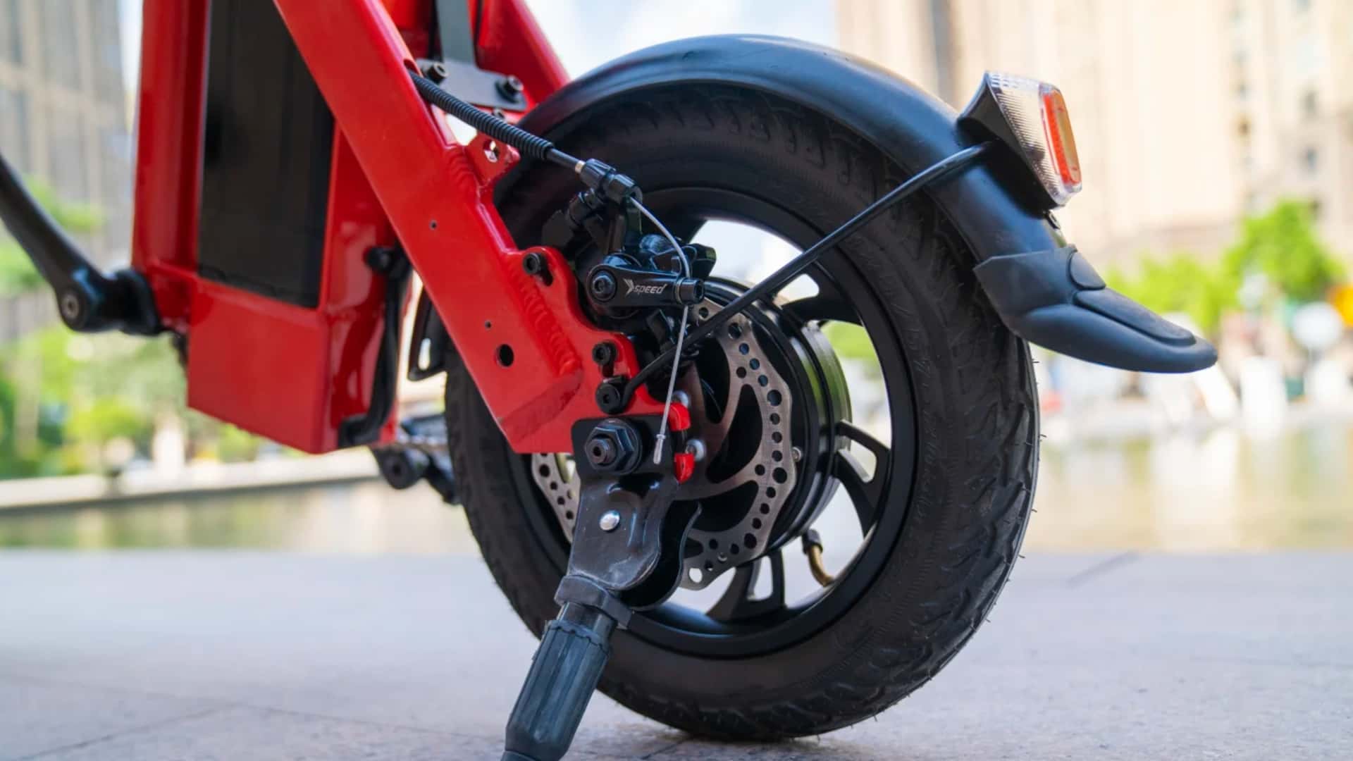 Mihogo Mini：19公斤、摺疊設計、35公里極速、100公里續航的迷你都會電動腳踏車！ | SUPERMOTO8