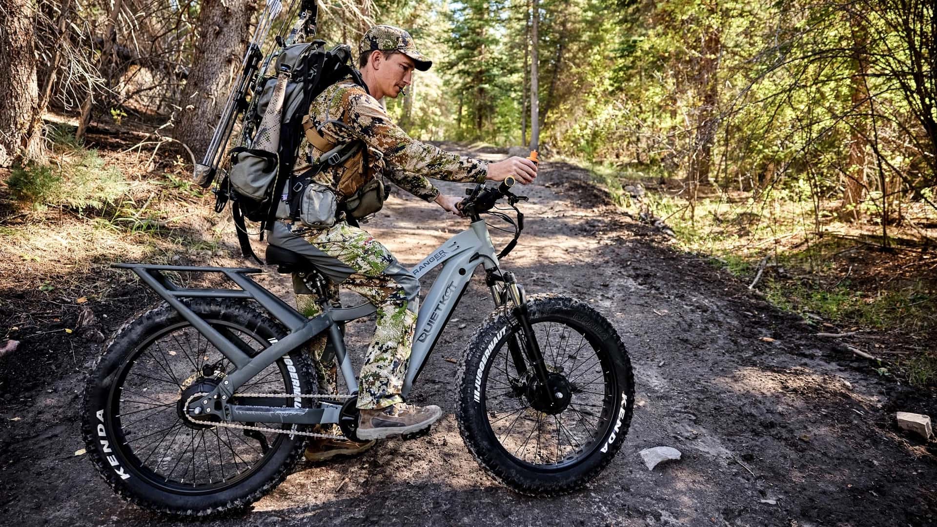 QuietKat Ranger AWD：雙750W馬達、兩輪驅動、83公里續航、單速鍊條、RST懸吊、KENDA胖胖胎的越野電動自行車 ...
